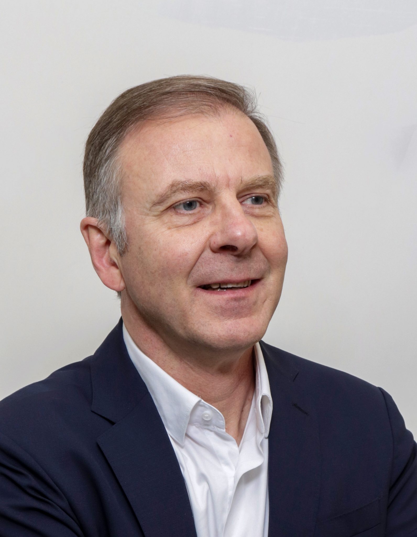 Nos Services — Minéalithe